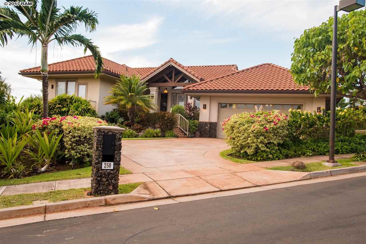 Kaanapali Home : 250 Akia Pl, Maui, Hawaii