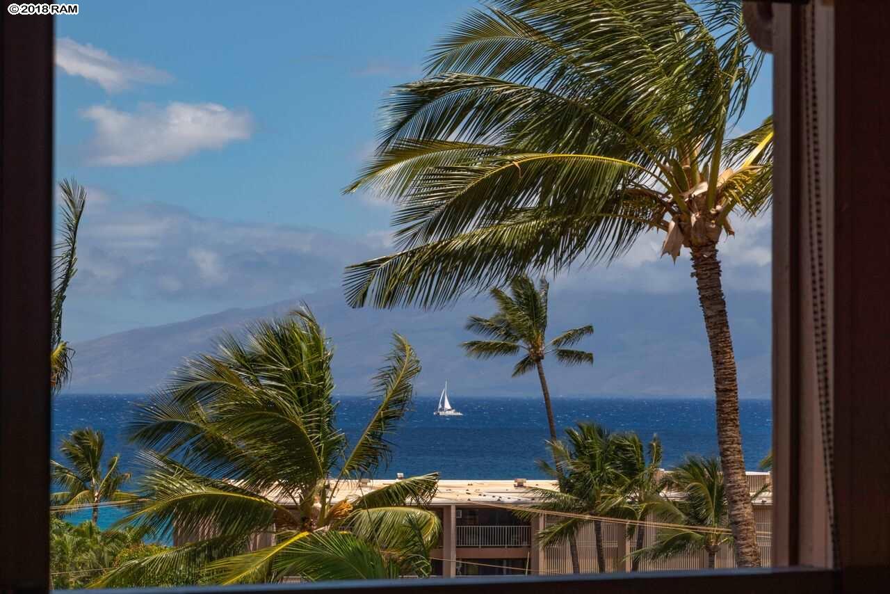 Napili/Kahana/Honokowai Condo : Maui Lani Terraces Unit C-305, Maui, Hawaii