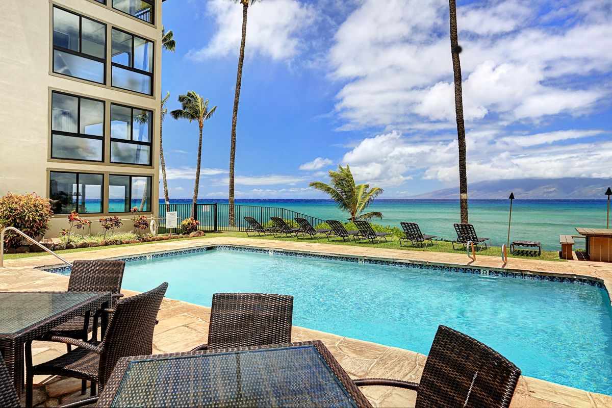 Napili/Kahana/Honokowai Condo : Noelani Unit 303A, Maui, Hawaii