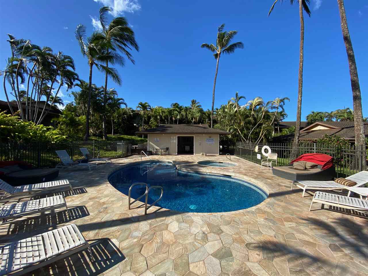 Napili/Kahana/Honokowai Condo Sold: Hale Royale Unit D-104, Maui, Hawaii