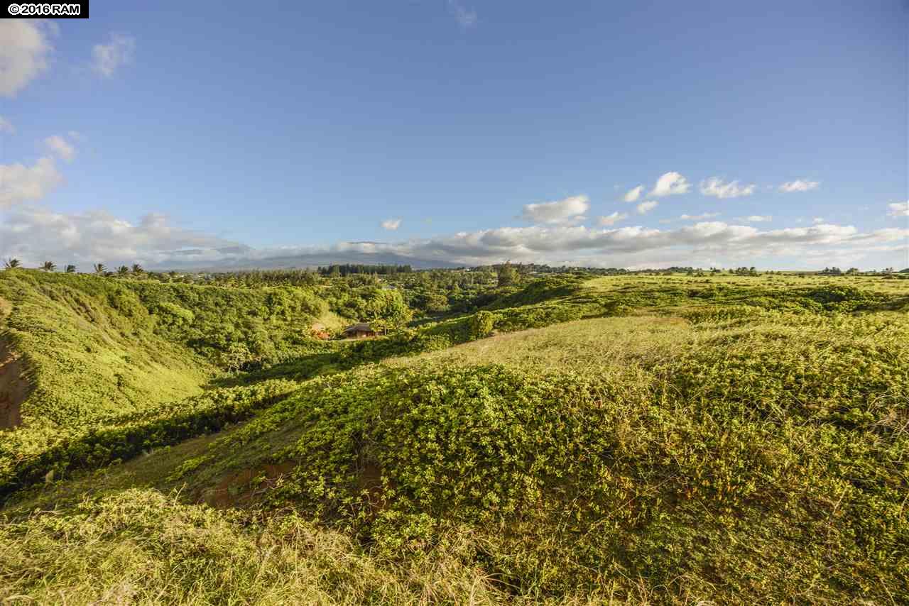 Oceanfront Land For Sale in Maui, Hawaii