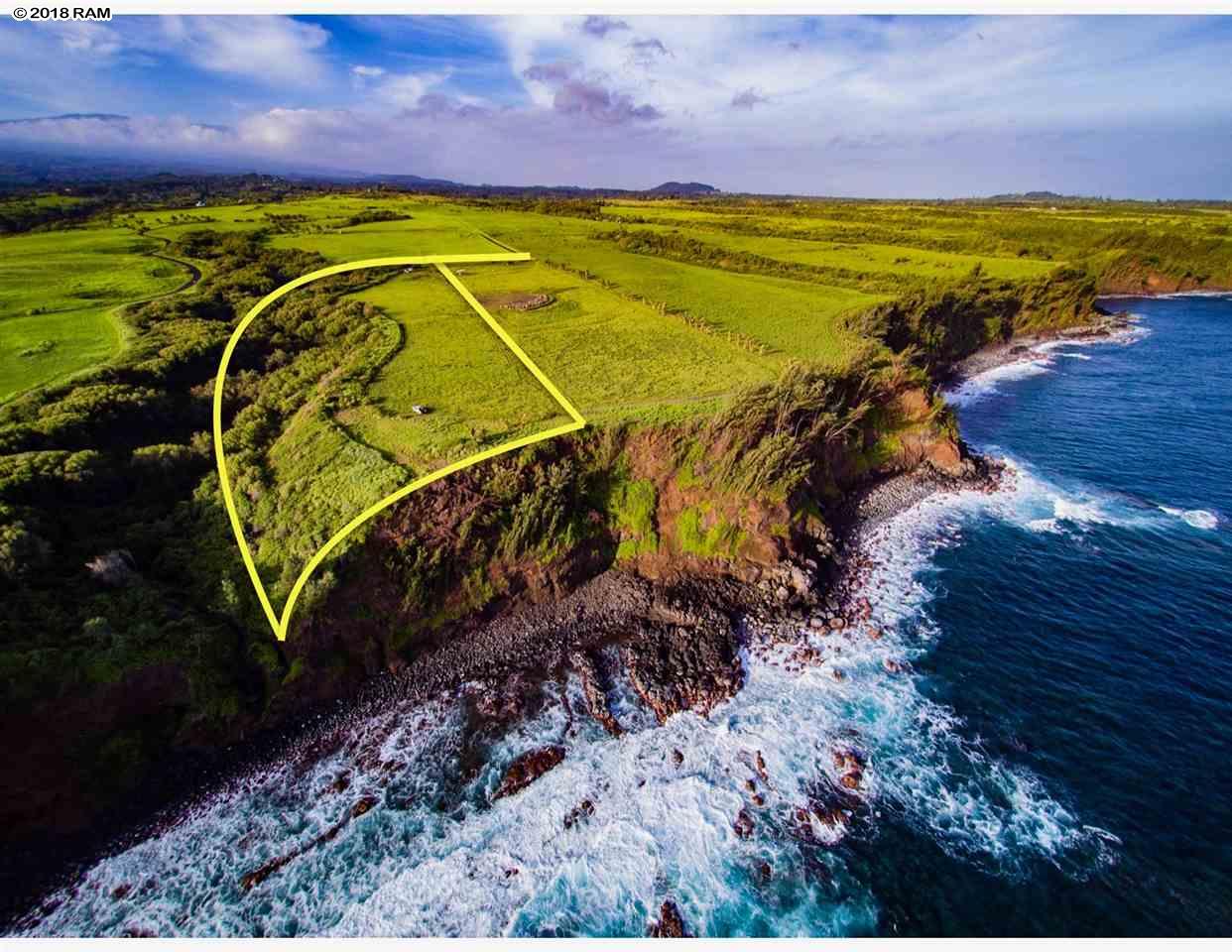 Oceanfront Land For Sale in Maui, Hawaii